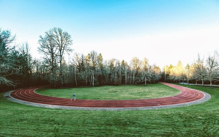 Top 10 des plus belles pistes d’athlétisme - RunMotion Coach Running